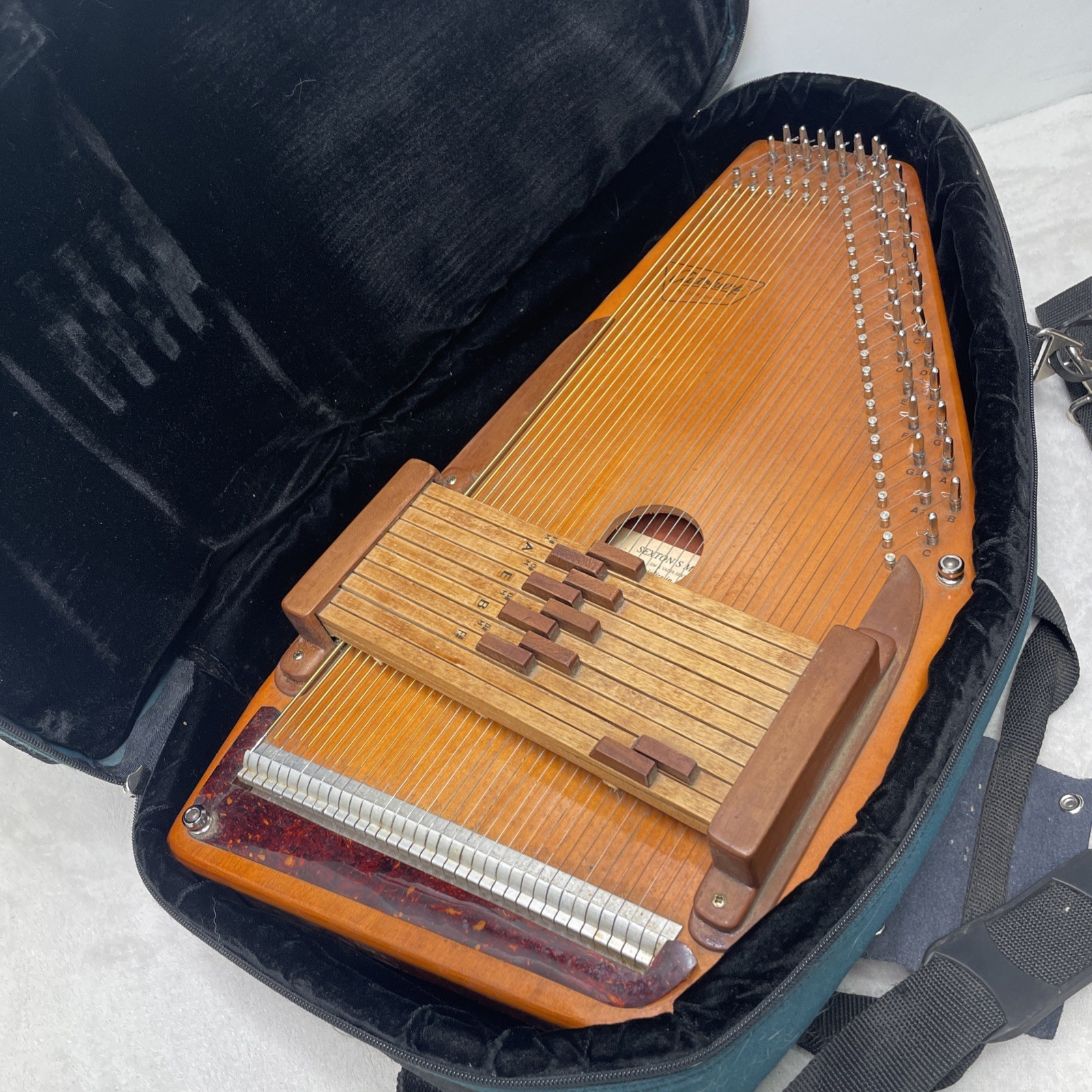 Vintage Oscar Schmidt Autoharp 36 String 10 Chord w/Soft Case *READ*の ...