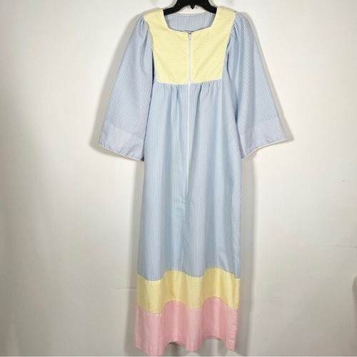 Talbots Ariel Women’s Size P Vintage Seersucker Striped Nightgown Robe ...