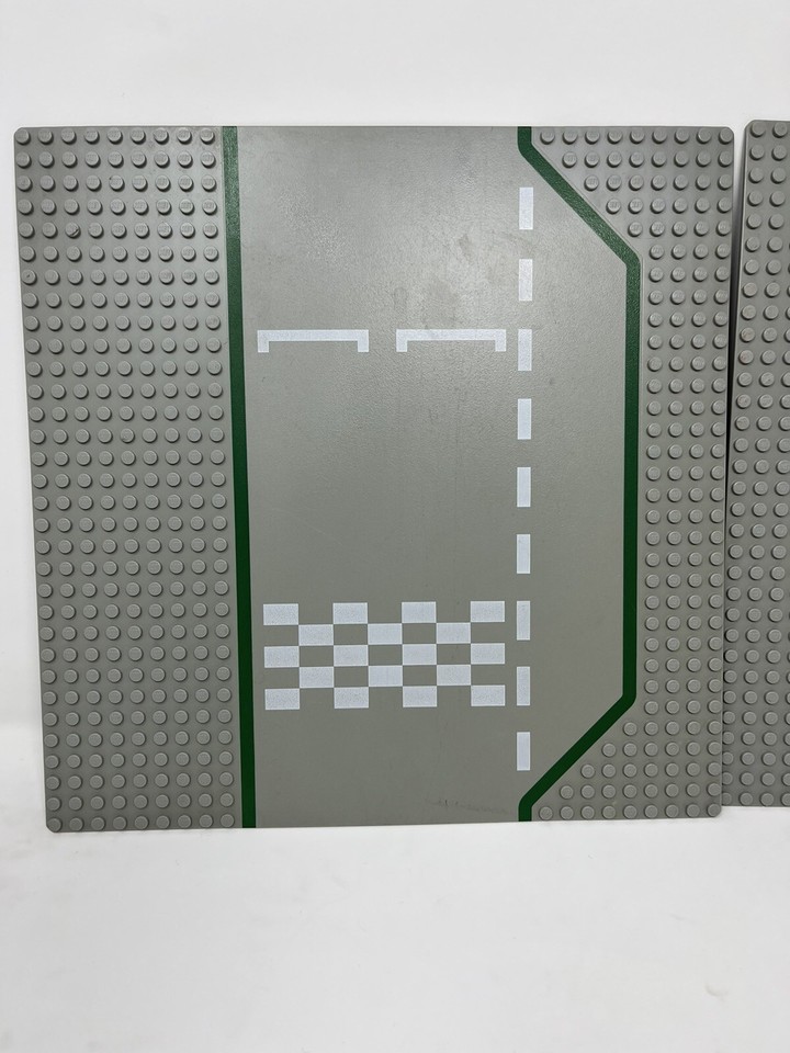 Lego Town Vintage Base Plates 32 x 32 Road Race Track START LINE | eBay