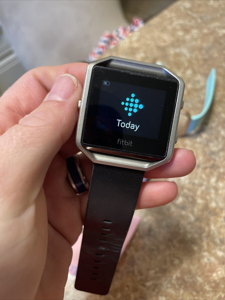 Fitbit Blaze Smart Fitness GPS Multi-Sport Tracking Watch, Multiple ...