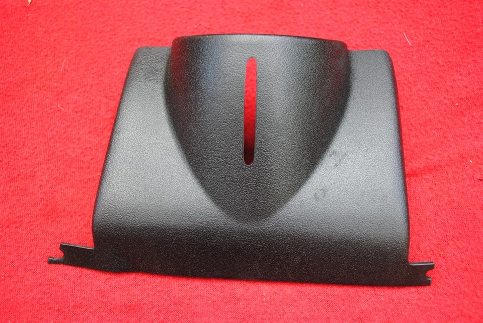 70 MUSTANG LOWER STEERING COLUMN COVER ORIGINAL FORD CORRECT D0ZZ ...