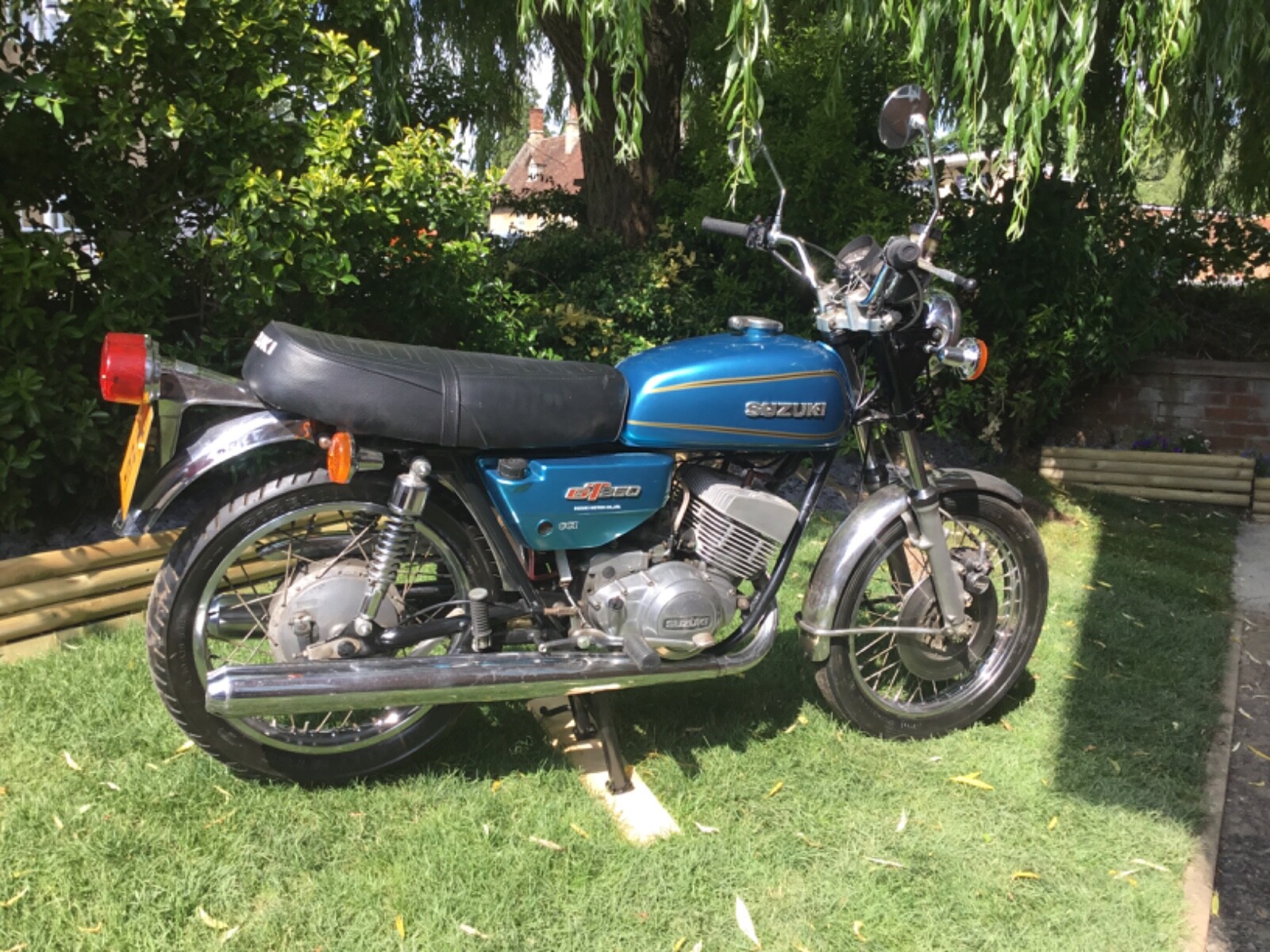 1979 Suzuki Classic Gt250 Uk Bike - Bike Years - 1970s