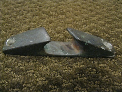 VINTAGE RARE UNIQUE BRONZE BOW LINE CHOCK 4.5” CLEAT MARINE SAILING ...