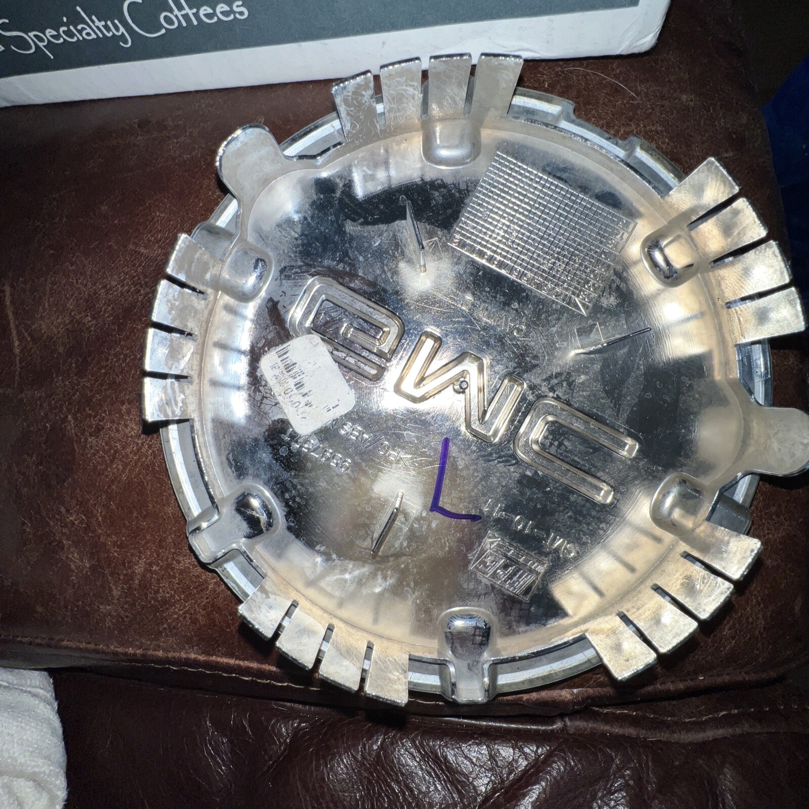 2010-2017 GMC Terrain Satin Chrome OEM Center Cap (Set of 1) | 09597571 ...