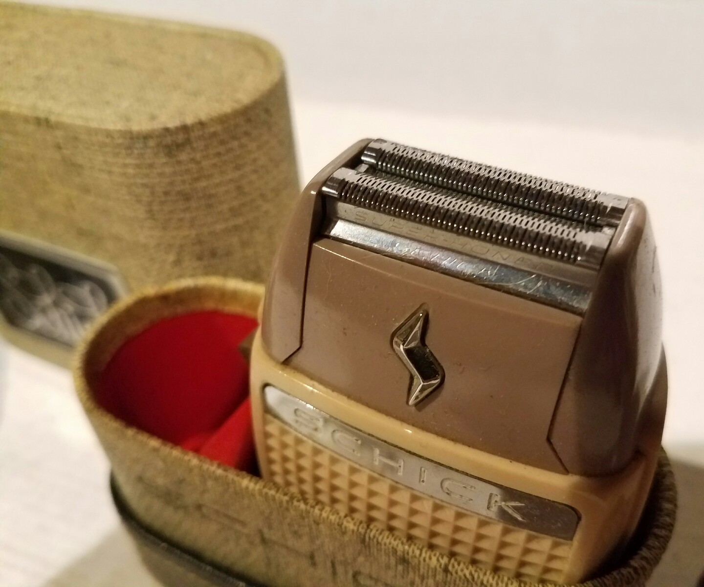 VINTAGE SCHICK ELECTRIC RAZOR | eBay UK