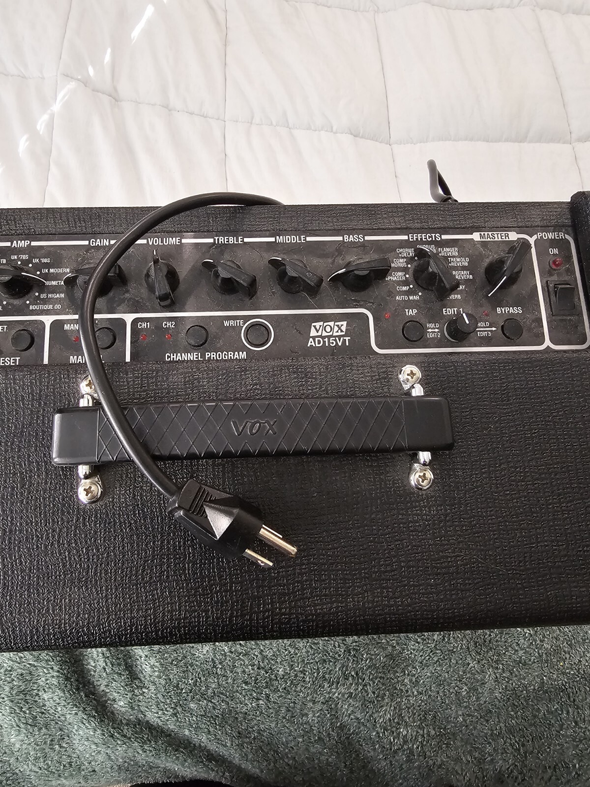 VOX AD15VT Guitar Combo multi-effect vacuum tube amp used | eBay