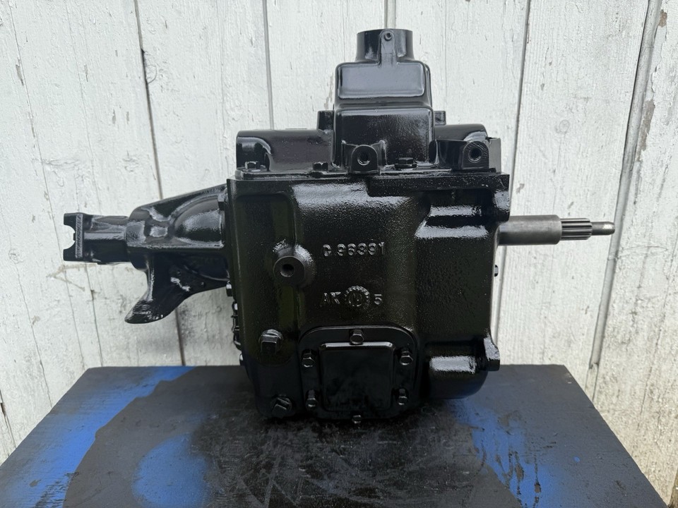 FORD NEW PROCESS NP435 Manual Transmission DIVORCED F250 4x4 4 Speed ...