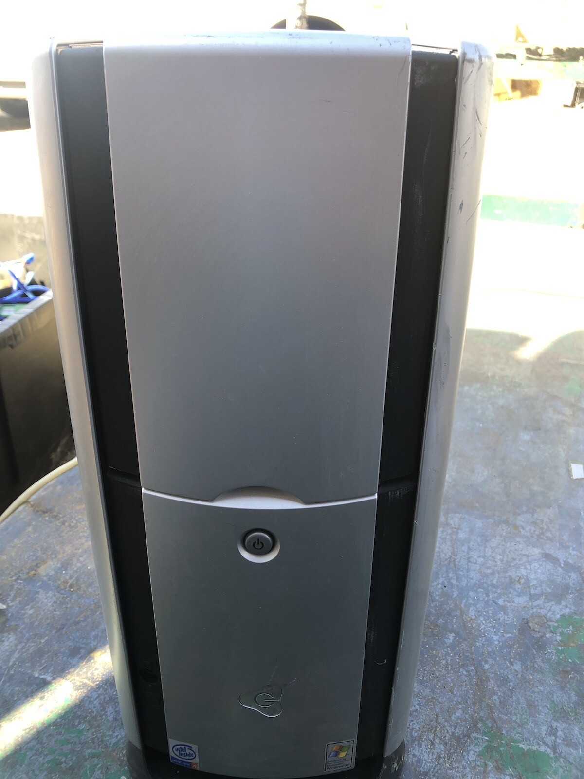 VINTAGE GATEWAY PENTIUM 4 DESKTOP COMPUTER MFATXPNT ESX500 | eBay