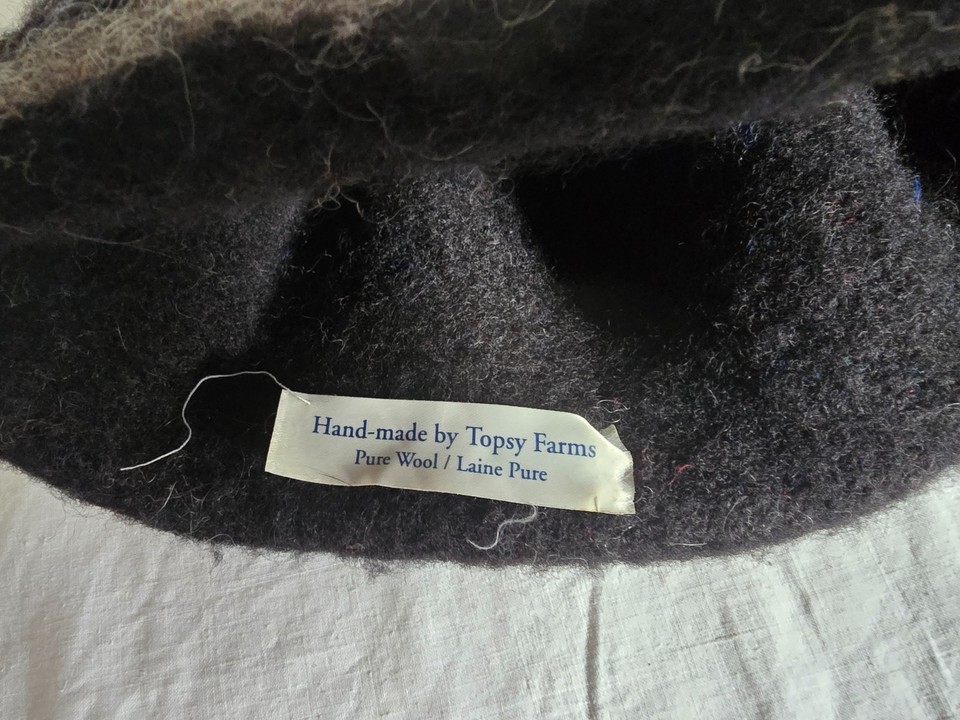 VINTAGE Handmade 100% Wool Dark Blue Cloche Hat by Topsy Farms - NICE ...