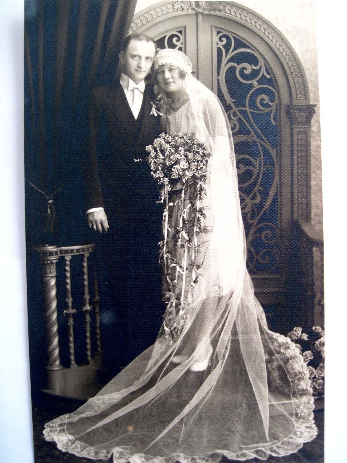 Gorgeous 1926 Wedding Photograph w/ Lovely Veil and Wedding Bouquet ...
