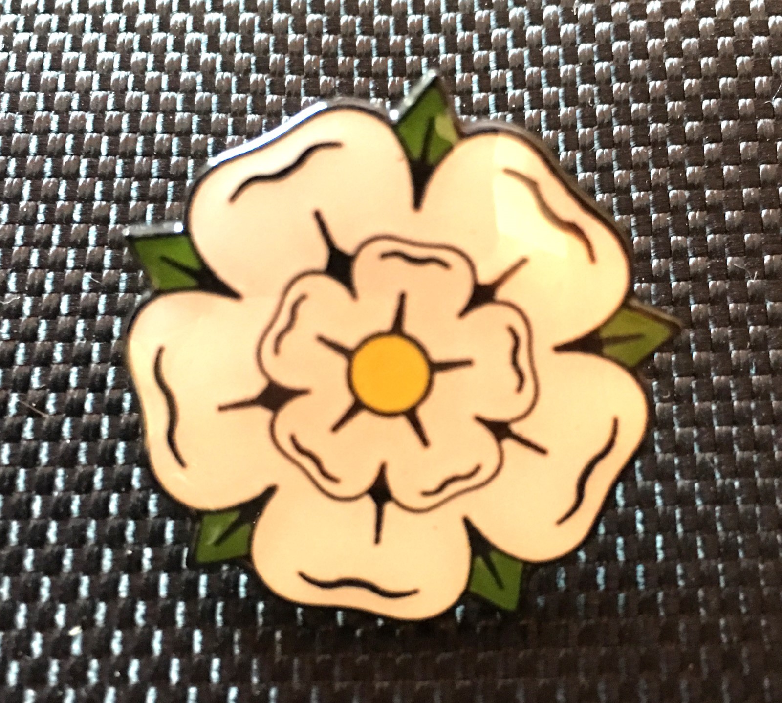 YORKSHIRE ROSE ENAMEL PIN BADGE GIFT (PB7) BIGGER THAN OTHERS | eBay UK