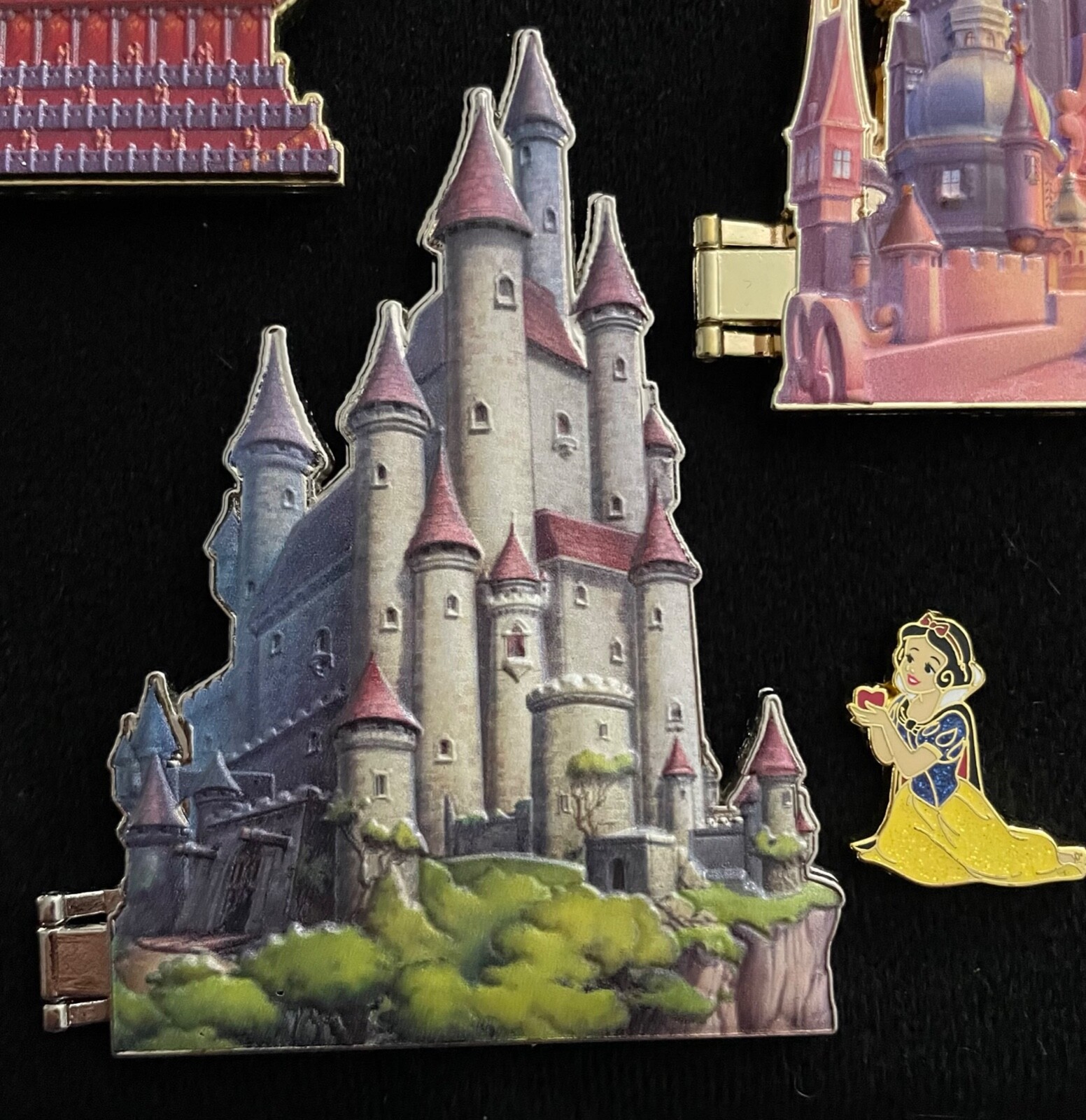 Disney Castle Collection Pin Set w/ Princess Pins in … - Gem