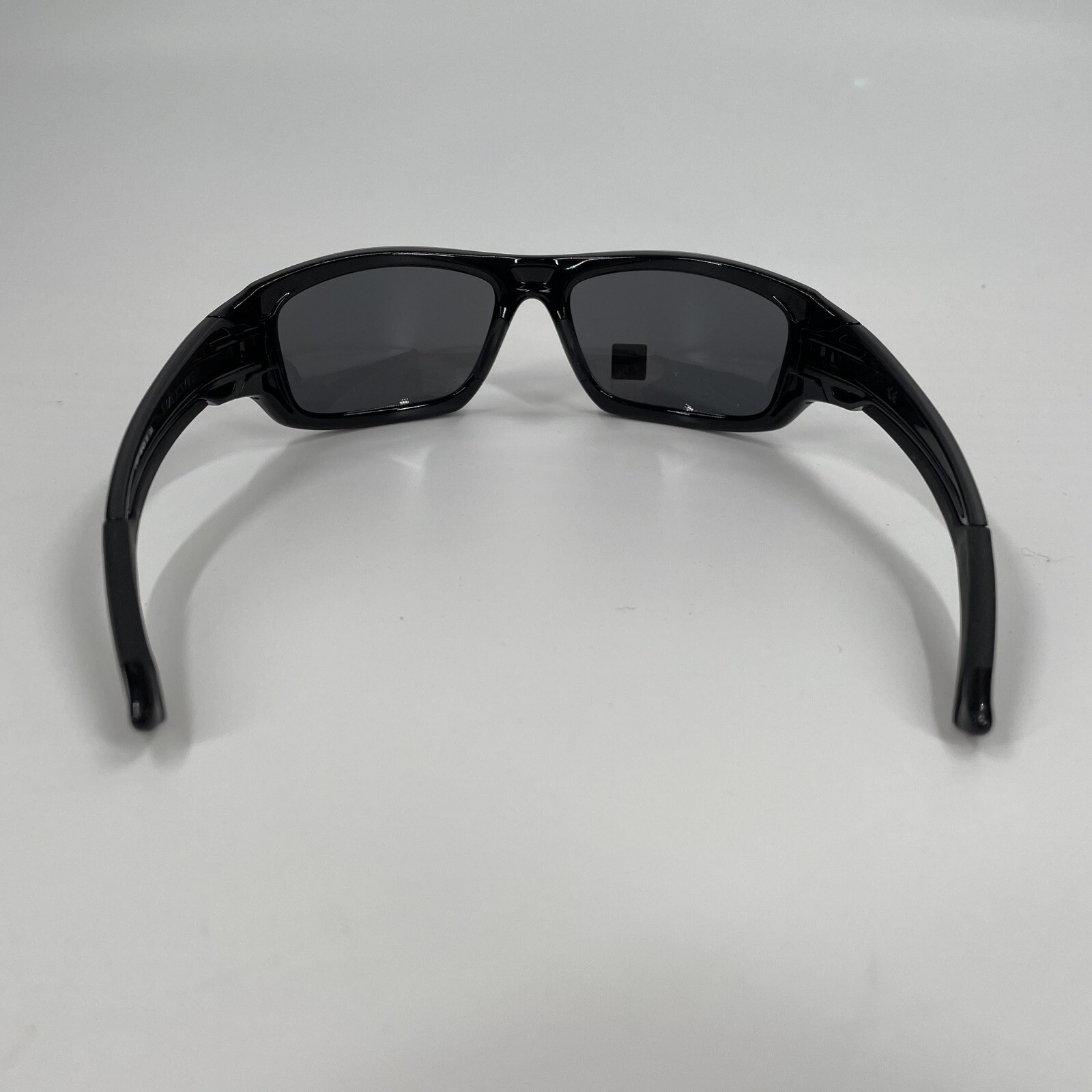 Oakley VALVE POLARIZED Sunglasses Polished Black OO9236 Black Iridium Lens