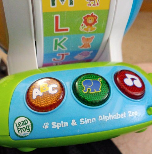 LeapFrog Spin and Sing Alphabet Zoo Discovery Ball ABC Baby Toddler ...