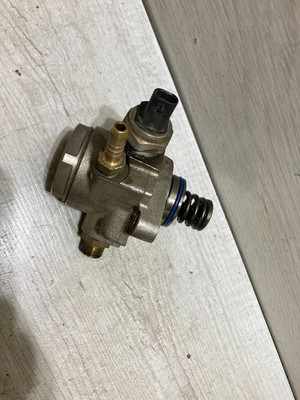 Audi A3 S3 8V 2017 Essence Pompe d'injection de carburant à haute ...