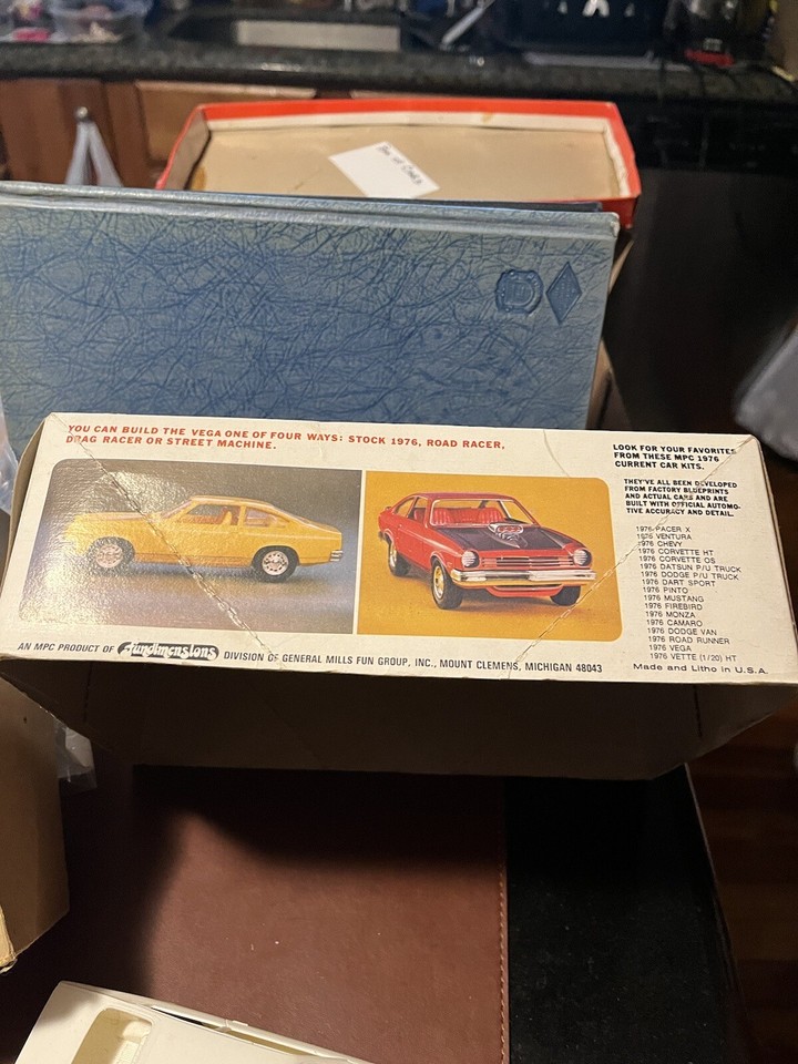 Vintage Mpc 1/25 - ‘76 Chevy Vega Model Kit RARE Also 5 Other Cars +all ...