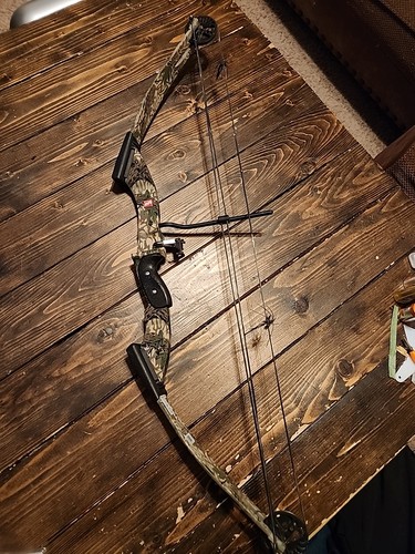 💥🏹PSE NOVA Compound Bow 28" Draw 70 Lbs 2934 56" String GKF Rest * | eBay