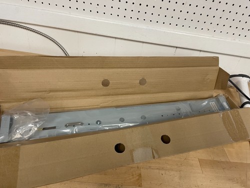 IBM RIGHT SERVER RAIL for Storewize V3700 45W8837 * | eBay