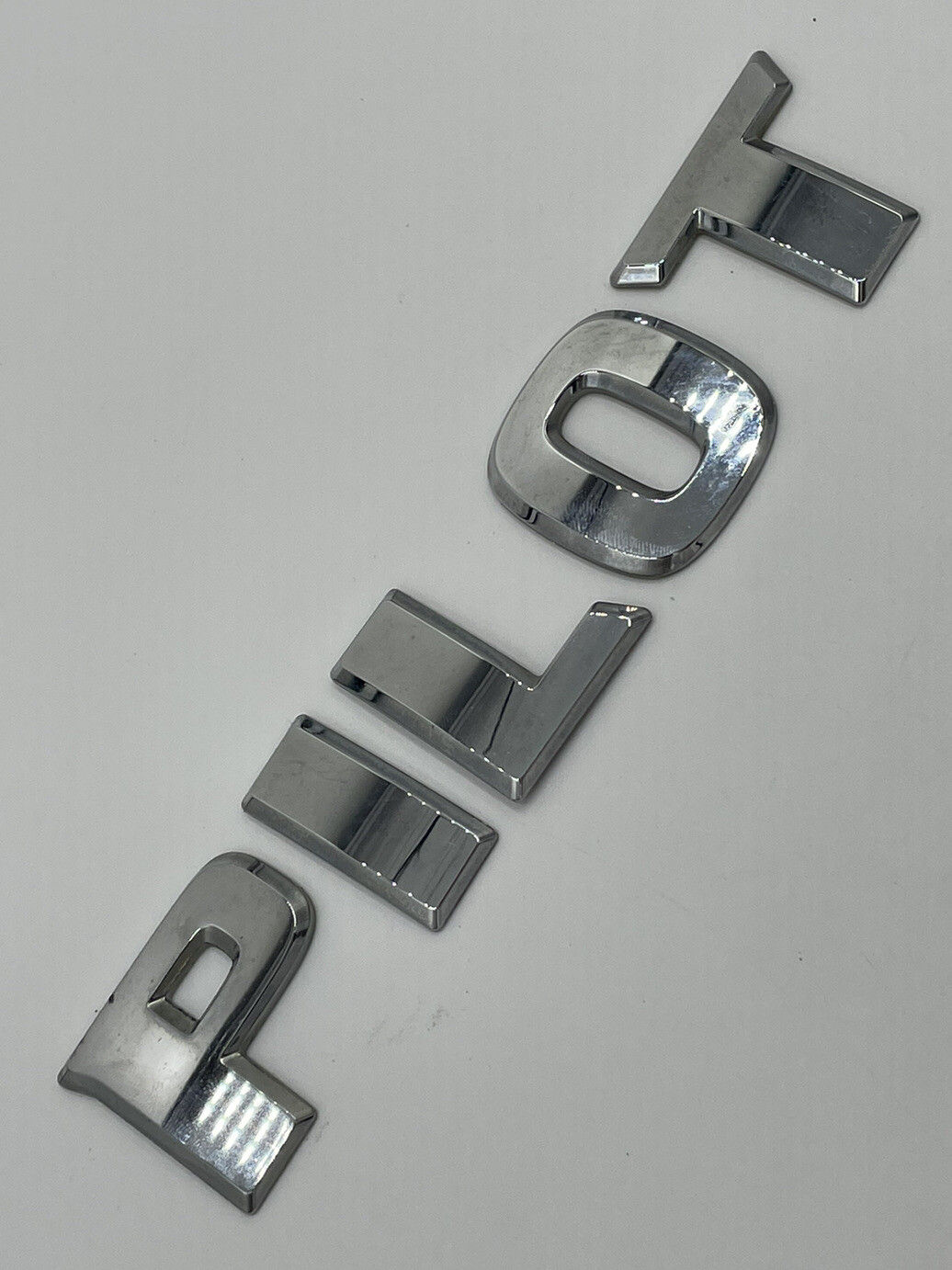 09 10 11 12 13 14 15 HONDA PILOT REAR TRUNK TAIL GATE LOGO EMBLEM BADGE ...
