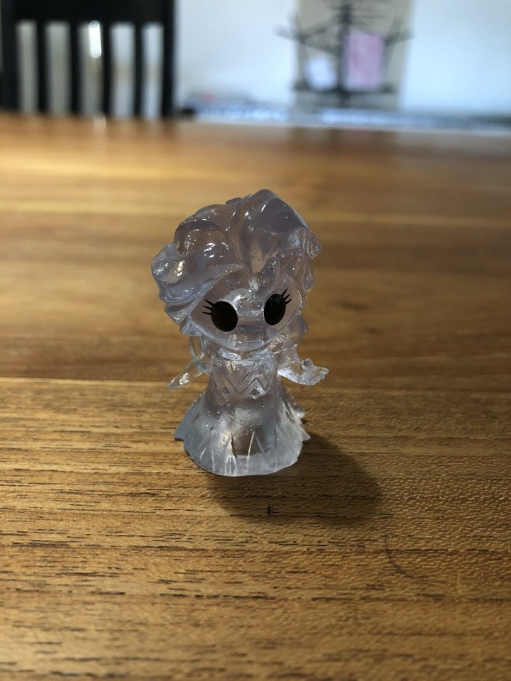 LIMITED EDITION! Glitter Elsa Ooshie Woolworths Disney collectable | eBay