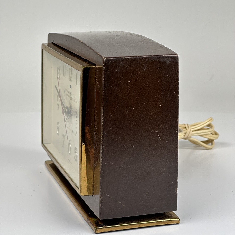Vintage GE Telechron 7H188 “Candlewick" Electric Desk Clock & GE ...