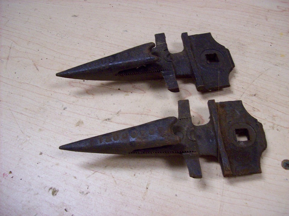 Farmall cub sickle bar mower rock gaurd cast teeth 484000R1 | eBay