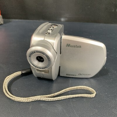 Mustek DV5200 MPEG-4 7-in-1 Digital Camcorder 1.5" LCD 4x Zoom, Tested ...