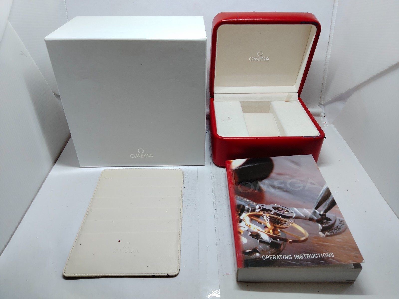 VINTAGE GENUINE OMEGA Speedmaster Seamaster red watch box case wood ...