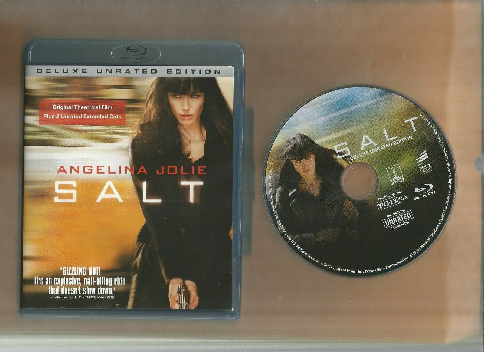 Salt (Blu-ray, 2010) ~ Angelina Jolie ~ Liev Schreiber ~ LIKE NEW ...