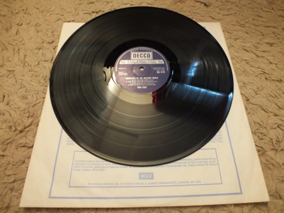 Thin Lizzy – Vagabonds Of The Western World VINYL | eBay UK