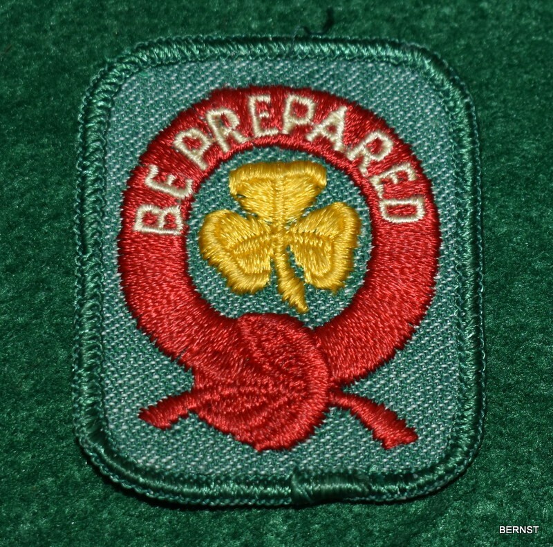 VINTAGE GIRL SCOUT FIRST CLASS BADGE - BRIGHT MEDIUM GREEN | eBay