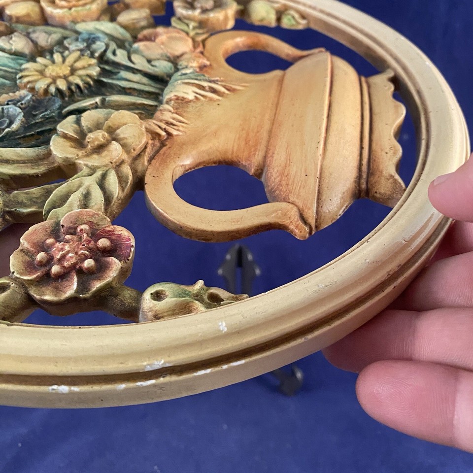 Chalkware Wall Hanging 1939 Flowers In Vase Colorful Round Chalk-Ware ...