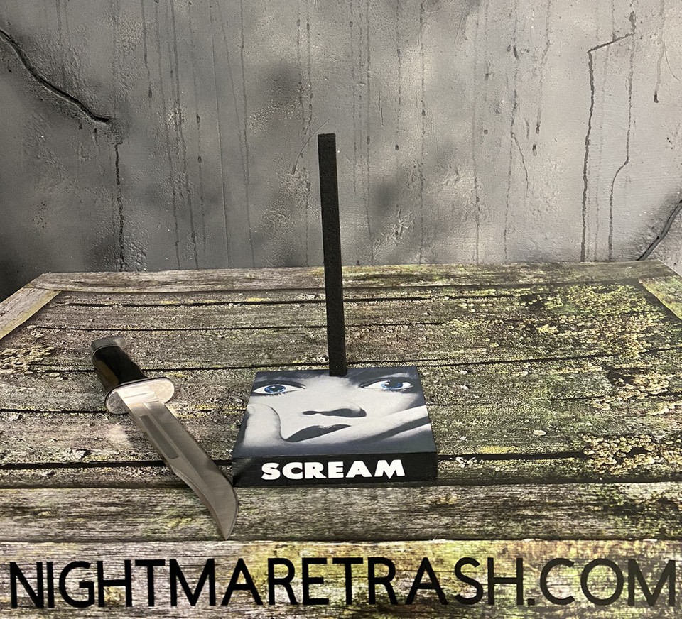 Scream Movie Ghostface Buck 120 Knife Display Stand Film Accurate Prop ...