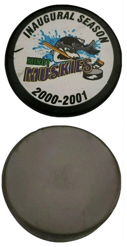 2000-2001 MINOT MUSKIES INAUGURAL SEASON OFFICIAL HOCKEY PUCK LINDSAY ...