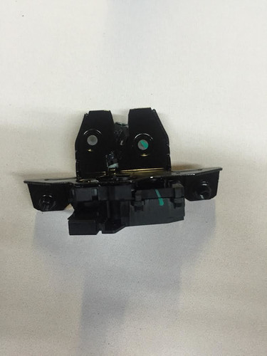 2015-2019 Chevrolet GMC Rear Tailgate Lock Actuator / Latch New OEM ...