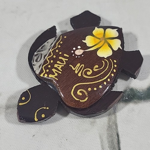 Maui Hawaii Souvenir Fridge Magnet Wood Handpainted Turtle | eBay