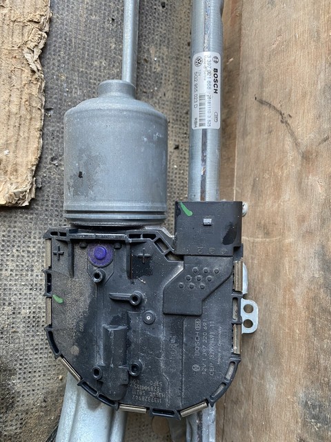 Dacia 288006475R Sandero II 2018 Front Wiper Motor With Linkage for ...