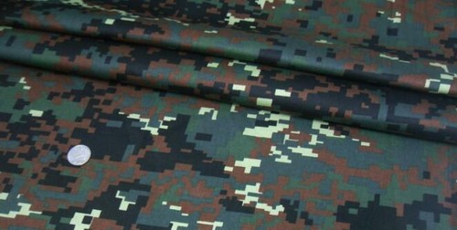 1.5M Width Green Digital Camouflage Fabric Cotton Wear Resistant Camo ...