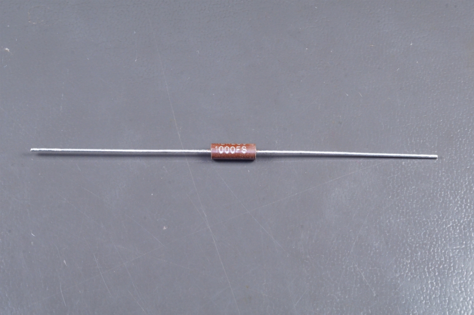 RLR20C1000FS IRC Metal Film Resistor 100 Ohm 500mW 1/2W 1% Axial NOS | eBay