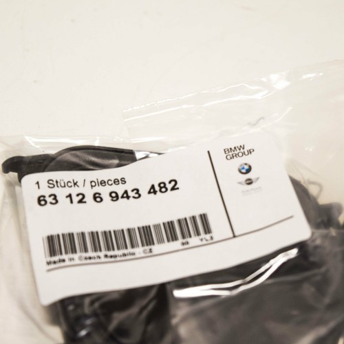 NEW BMW 6 E63 FRONT RIGHT HEAD LIGHT BULB COVER 63126943482 6943482 OEM ...