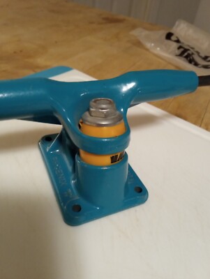 Vintage Gullwing Skateboard Truck Not Tracker Independent Venture ...