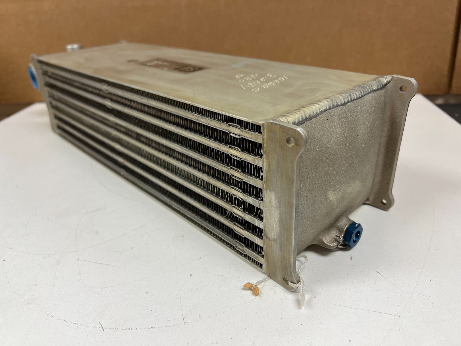 Beechcraft Aircraft Oil Cooler 101-389028-1 by Stewart Warner 10662b ...