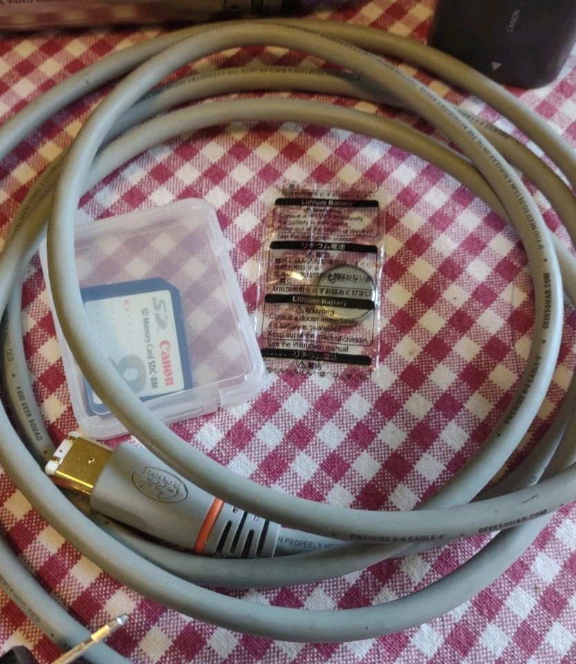 Canon NTSC ZR85 Digital Video Camcorder with 2 Batteries & Power Cord ...