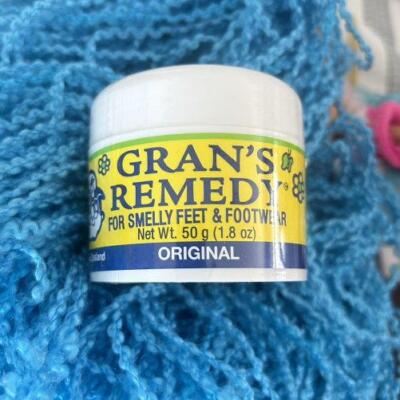 GRAN'S REMEDY smelly feet & footwear powder original 50g new | eBay