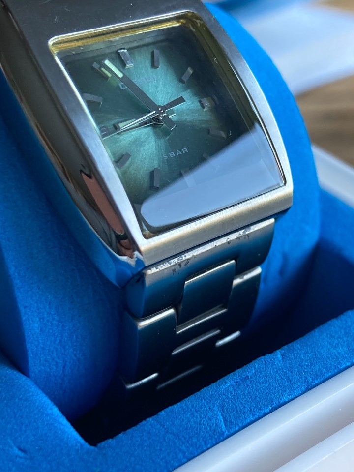 Diesel Men’s Watch DZ2031 stainless steel green face adjustable strap ...