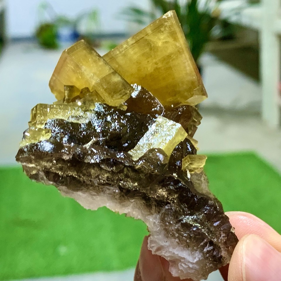 119G Shiny Golden Cuboid Barite Crystal Based on the Purple Spherical ...