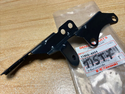 Kawasaki 11056-0884 patte suport gauche phare fourche ER6N ER6 650 ...