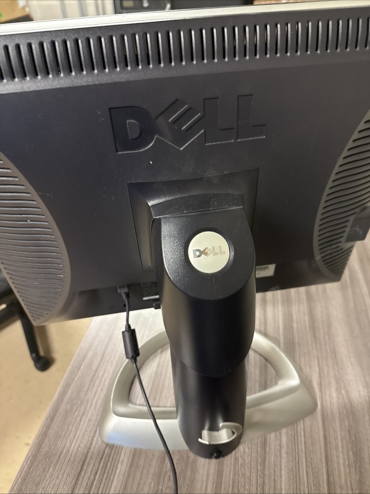 Dell Ultrasharp 2001FP LCD 20.1 Retro Monitor DVI VGA S-video, With ...
