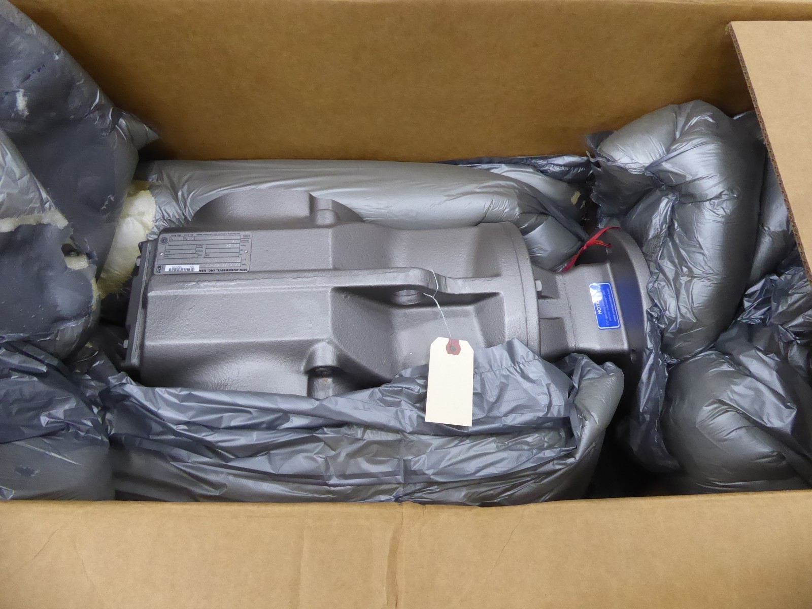 SEW Eurodrive KAZ87AM184-KS-79.34 Gearbox 79.34 Ratio 13300 Torque M2A ...