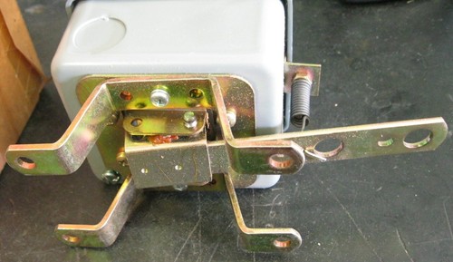 Square D Class 9036 Type GG Float Switch Series C | eBay